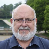 Alan Whiteside | Applied academic and explorer of ideas